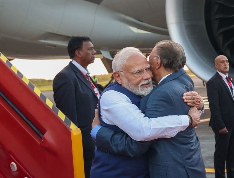 Narendra Modi arrives in Mauritius for two-day visit, receives warm welcome at airport ...