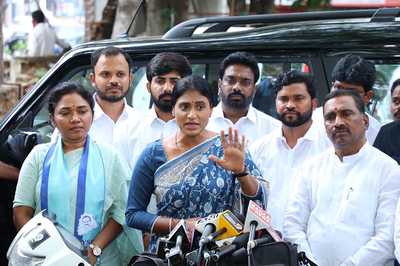 Telangana assembly elections: Jagan Reddy's sister YS Sharmila Reddy offers support to Congress ...