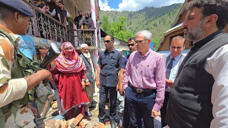 In Images: J&K CM Omar Abdullah visits shelling-hit Tangdhar and Uri ...