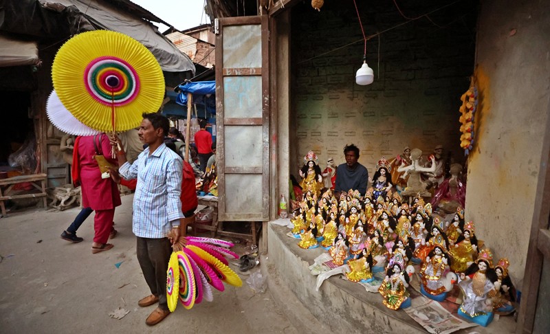 Saraswati Puja in Kolkata: Where Learning, Faith, and Spring Meet ...